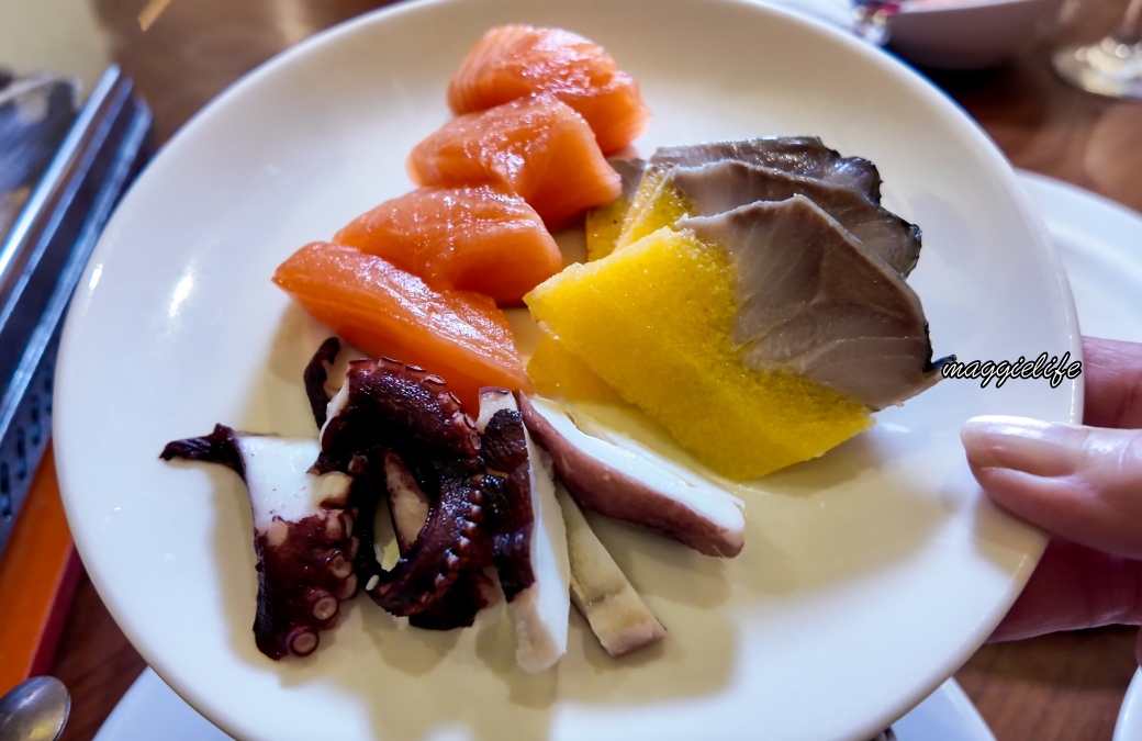 三德大飯店向陽庭自助餐｜不用千元就吃得到日本生蠔、花蟹旭蟹生魚片、火鍋吃到飽、紅白酒啤酒無限暢飲 – 瑪姬幸福過日子